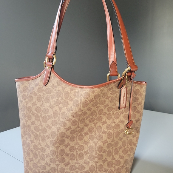 Coach | Bags | Coach Day Tote In Signature Saddle | Poshmark